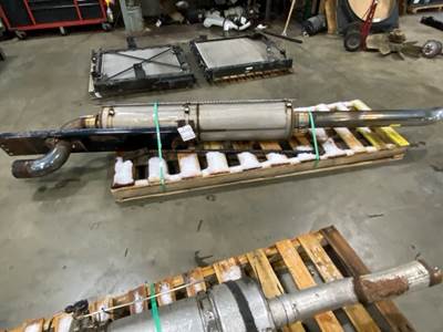 2003 Used Peterbilt 387 Exhaust Stack + Bracket For Sale | Dorr, MI ...