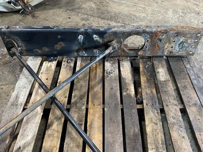 2007 Used Peterbilt 387 Dual Exhaust Stack Bracket For Sale | Dorr, MI ...