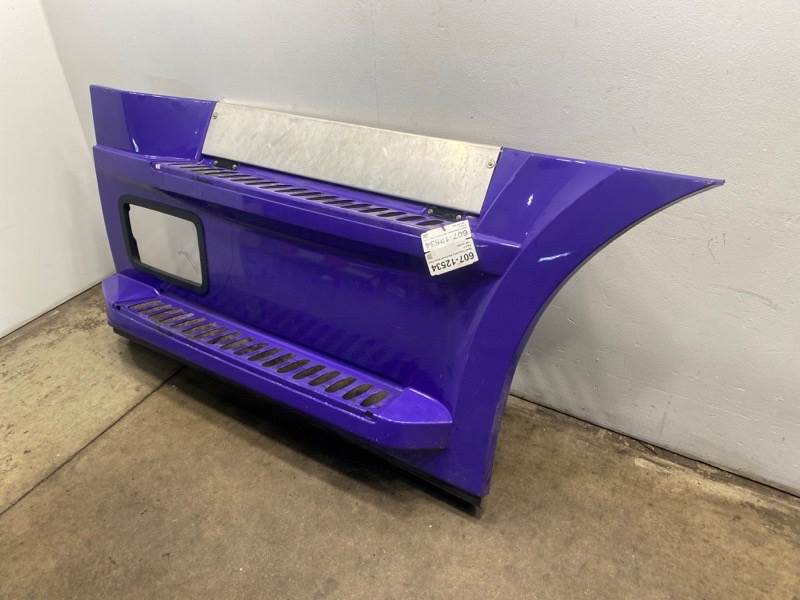 2022 Used Freightliner Cascadia RH Front Step Fairing For Sale | Dorr ...