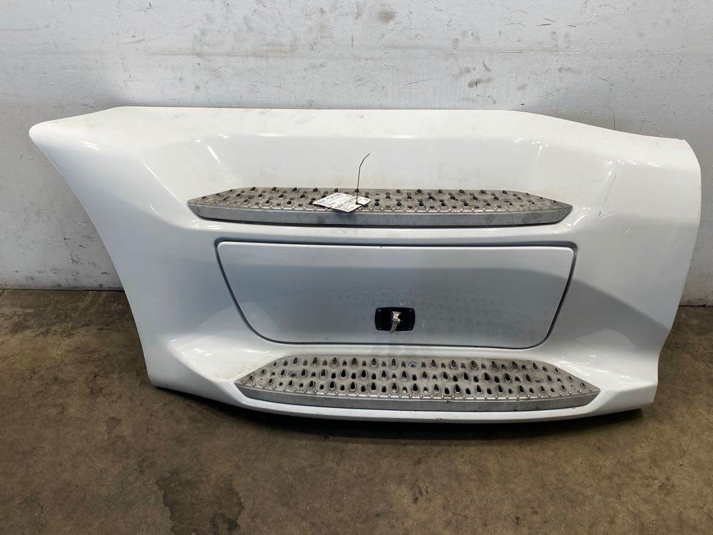 2016 Used Peterbilt 579 LH Front Step Fairing For Sale | Dorr, MI | 607 ...