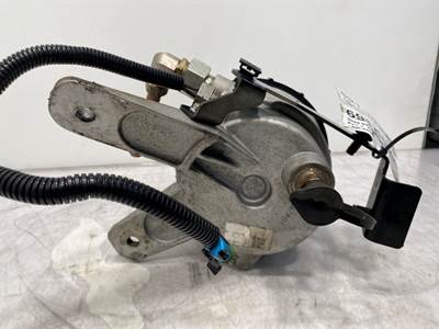 2023 Used Freightliner Cascadia Fuel Filter Assembly For Sale | Dorr ...
