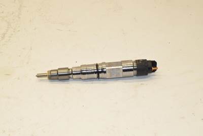 Reman. Aftermarket International DT466E Commom Rail Injector For Sale ...