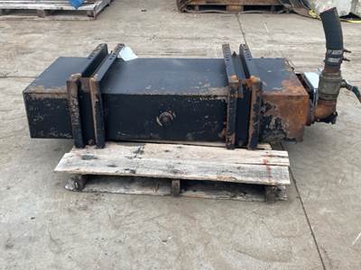 2006 Used Freightliner Condor Hydraulic Tank For Sale | Dorr, MI | 692 ...