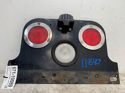 Freightliner Cascadia Tail Lights For Sale | MyLittleSalesman.com