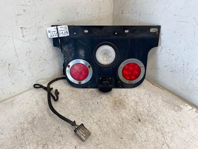 Freightliner Cascadia Tail Lights For Sale | MyLittleSalesman.com