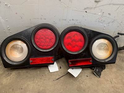 Peterbilt Tail Lights For Sale | MyLittleSalesman.com