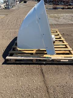 2012 Used Freightliner Cascadia Cab Wind Deflector For Sale | Dorr, MI ...