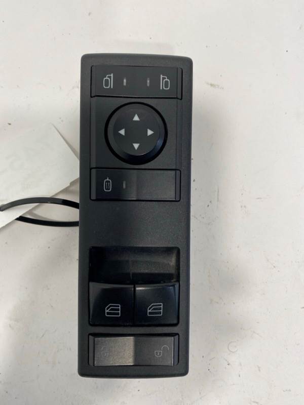 2023 Used Freightliner Cascadia LH Power Window Switch For Sale | Dorr ...