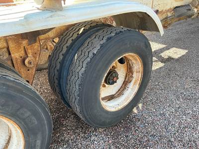 1979 Fruehauf 1100 CF Dry Bulk / Pneumatic Tank Trailer For Sale ...