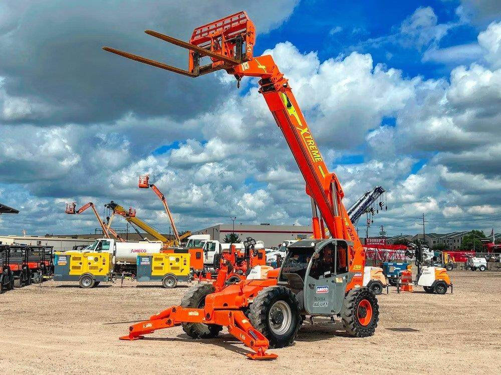 2017 Xtreme XR1245 Telehandler - 12000lb Capacity, 45ft Lift Height For ...