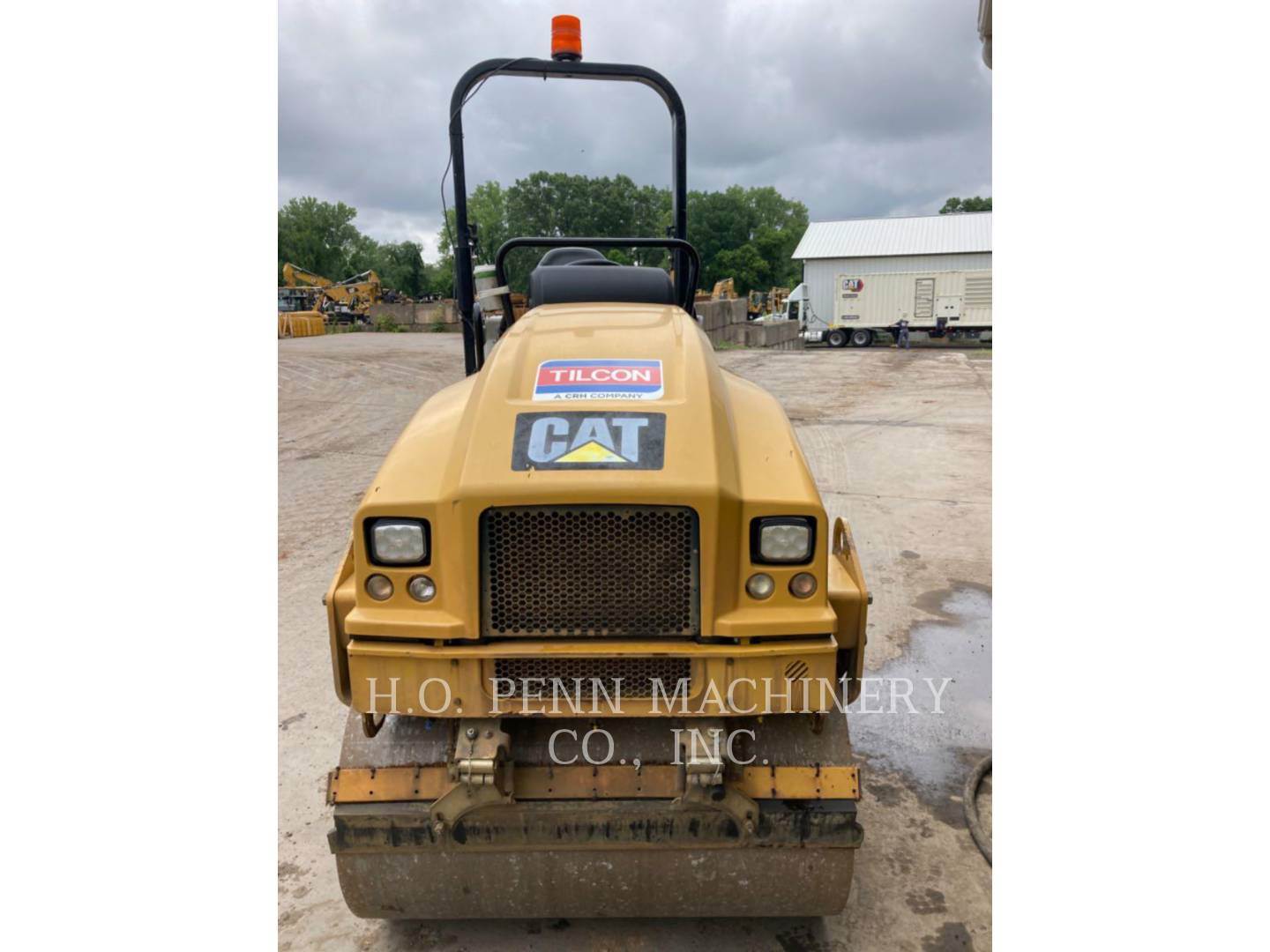 2017 Caterpillar CB24B Tandem Vibratory Roller Compactor For Sale ...