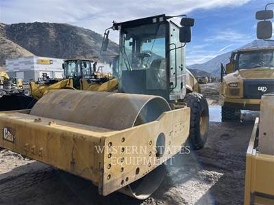 2015 Caterpillar CS68B Smooth Drum Roller Compactor For Sale, 3,511 ...