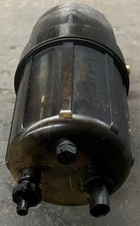 Fuel filter housing assembly pulled from a PACCAR truck. Fuel filter ...