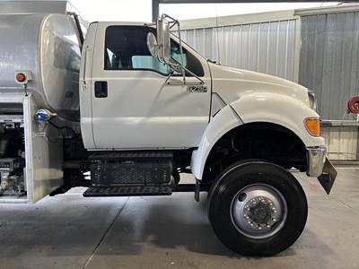 2012 Ford F-750 XLT 2800 Gallon Gasoline / Fuel Truck - Cummins 260HP ...