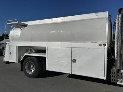 2015 Mack Granite GU432 2800 Gallon Gasoline / Fuel Truck - Cummins ...