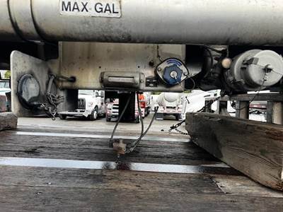 1999 Beall 4500 Gallon Single Compartment Aluminum Truck Tank, Model ...