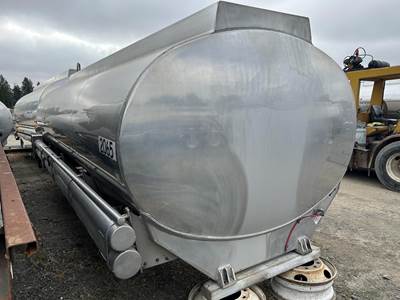 2002 Beall 4500 Gal Truck Tank For Sale - Healdsburg, CA - Opperman ...
