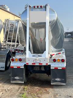 Beall 550 CF. Dry Bulk / Pneumatic Tank Trailer For Sale | Fontana, CA ...