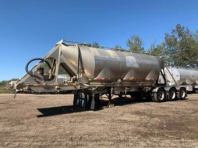 Dry Bulk & Pneumatic Tank Trailers For Sale | MyLittleSalesman.com