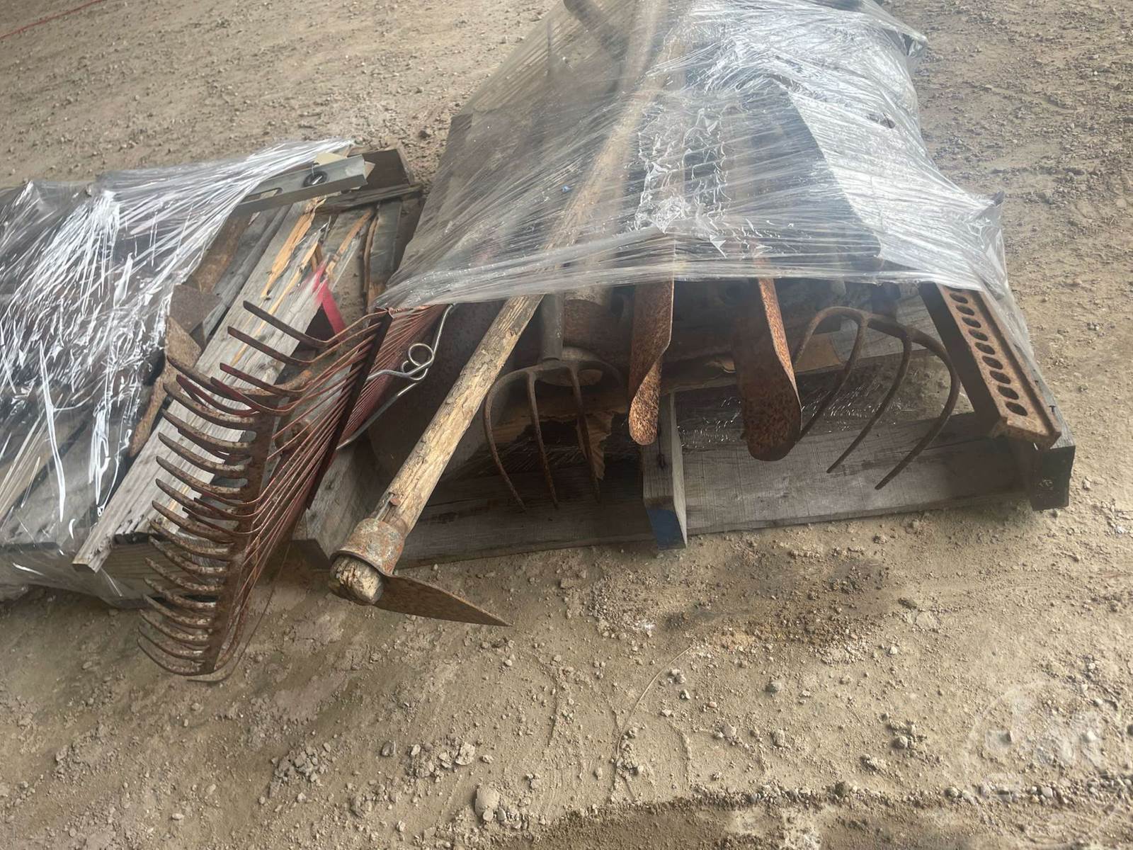QTY Of Landscaping Tools, Rakes, Hoe, Post Hole Digger, Misc For Sale ...