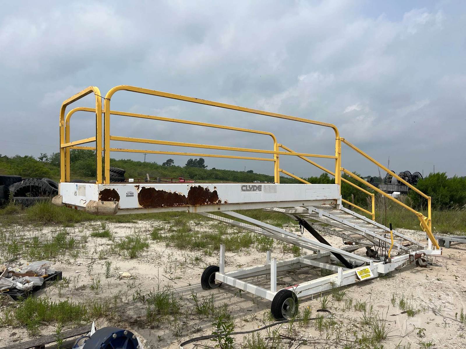 CLYDE ADJUSTABLE AIRPLANE MAINTENANCE PLATFORM For Sale | Brooklyn, MS ...