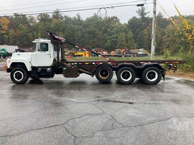 1988 Mack RD688S Roll Off Truck For Sale | Atkinson, NH | 462872 ...