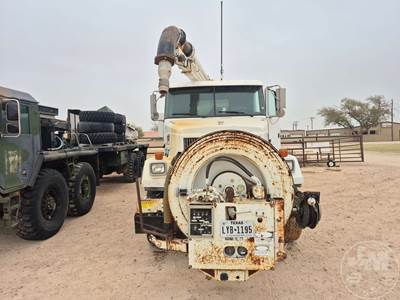 1997 Volvo ACL Salvage Truck For Sale | Brooklyn, MS | 546359 ...