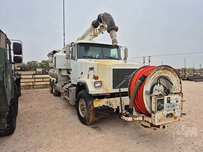 1997 Volvo ACL Salvage Truck For Sale | Brooklyn, MS | 546359 ...