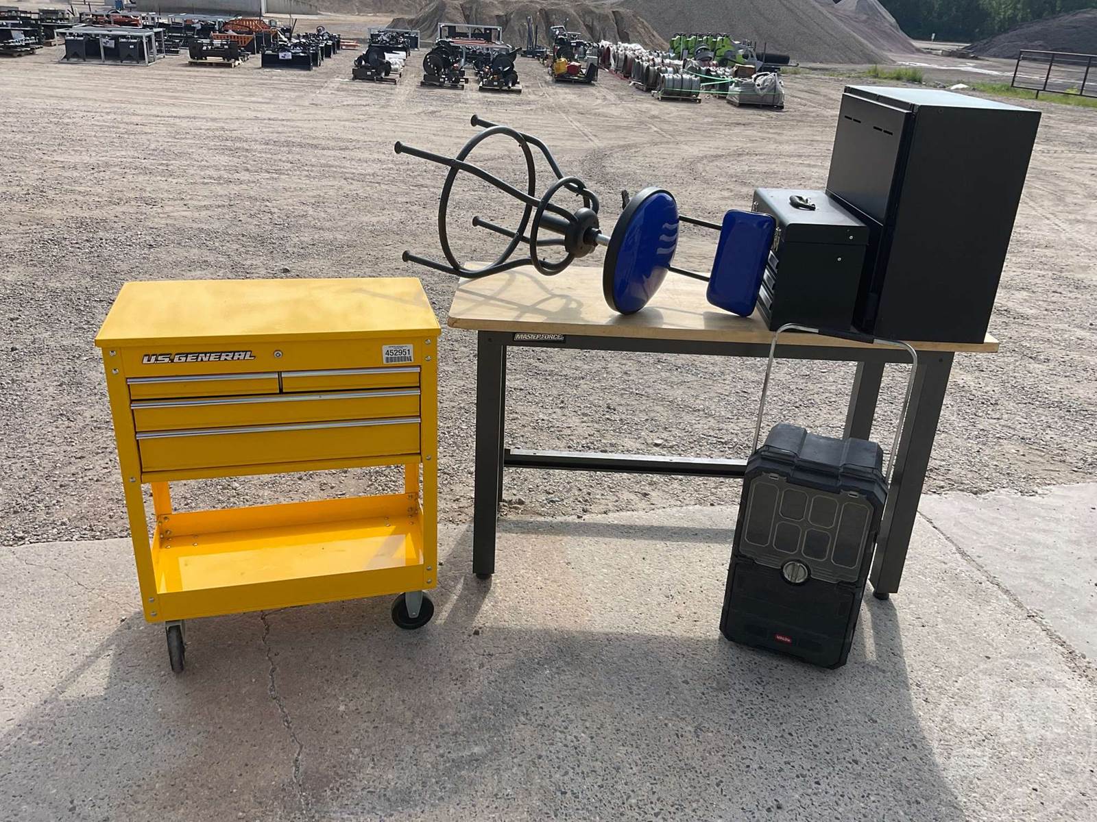 US GENERAL TECH CART, TABLE, TOOL BOXES, CHAIR Tool Chest For Sale ...