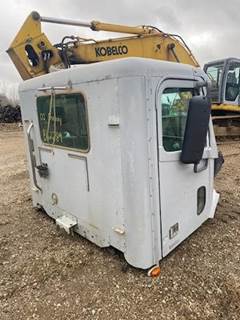 2002 Freightliner Century Class Cab Assembly for a Freightliner CENTURY ...