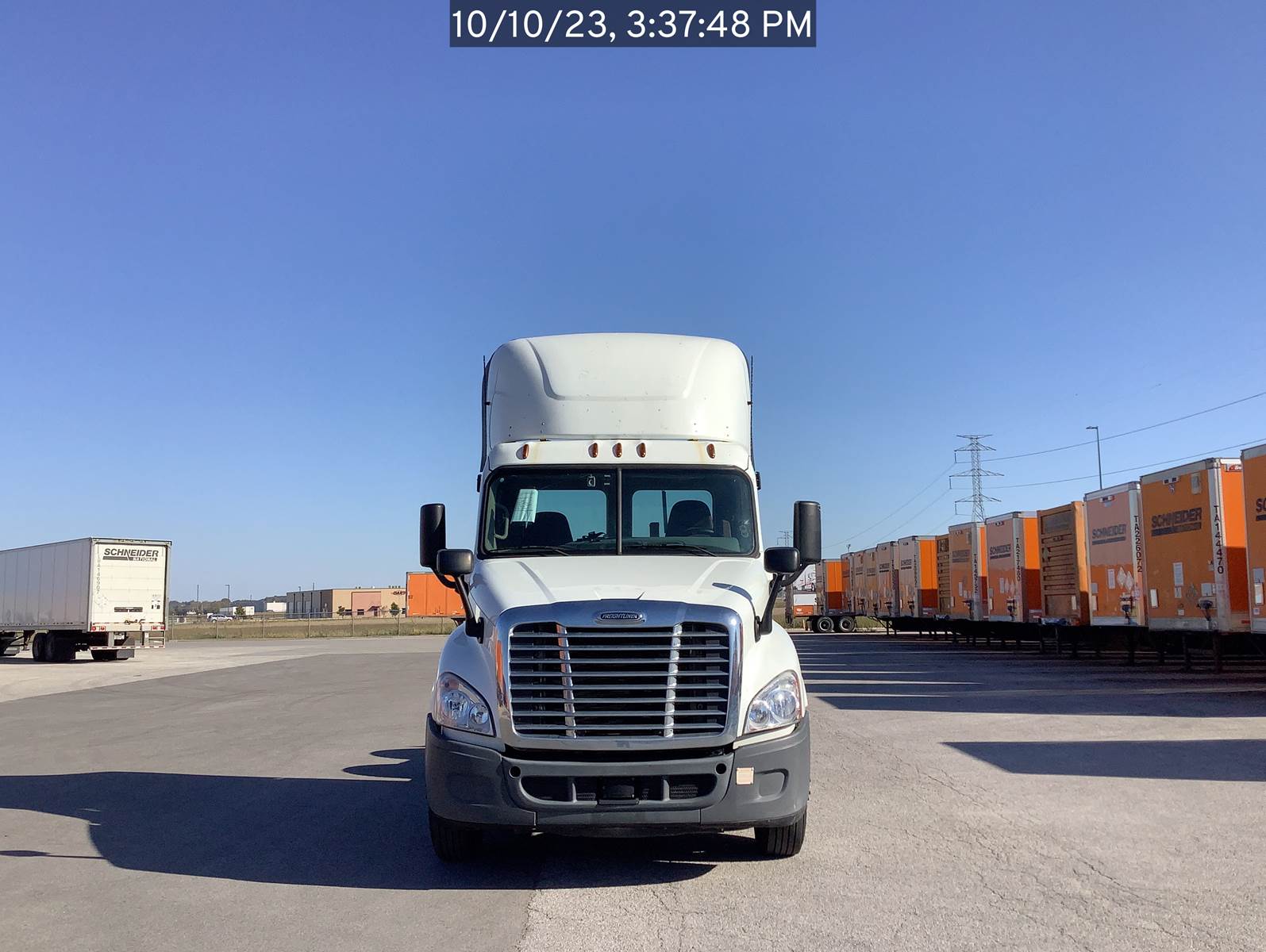 2018 Freightliner Cascadia Day Cab Truck - Detroit 400HP, Automatic For ...