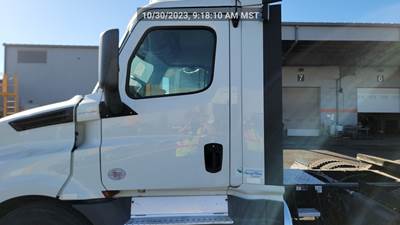 2019 Freightliner Day Cab Truck - Detroit, Automatic For Sale, 289,748 ...