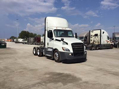 2019 Freightliner Cascadia Day Cab Truck - Detroit, Automatic For Sale ...