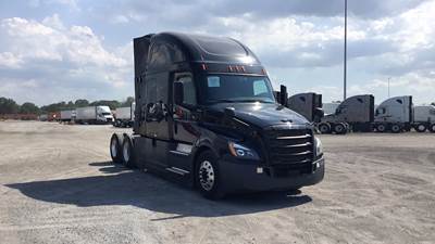 2020 Freightliner Cascadia - 72" Raised Roof Double Bunk Sleeper ...