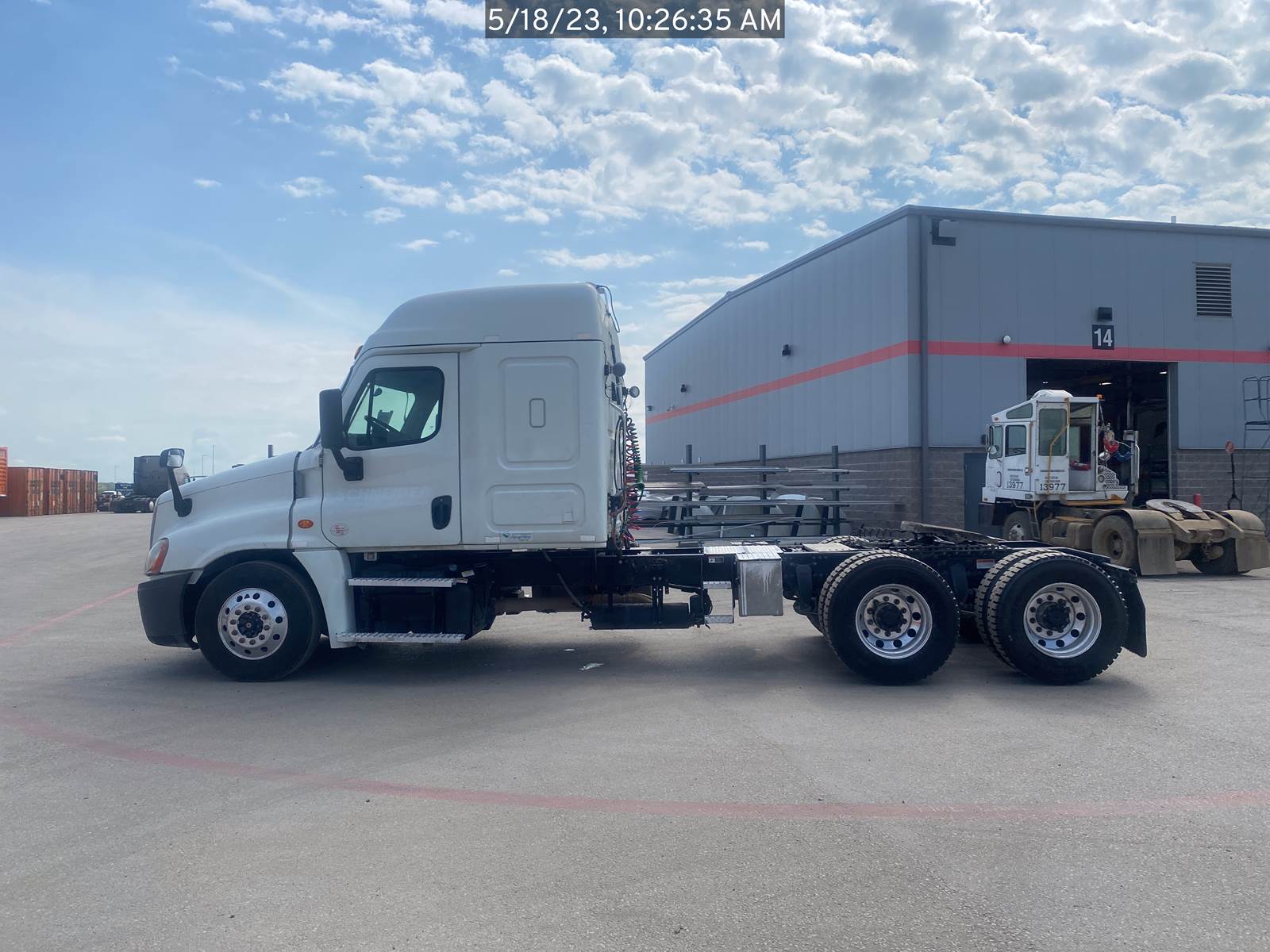 2020 Freightliner Cascadia Sleeper Semi Truck - 48" Extra-Tall Roof ...