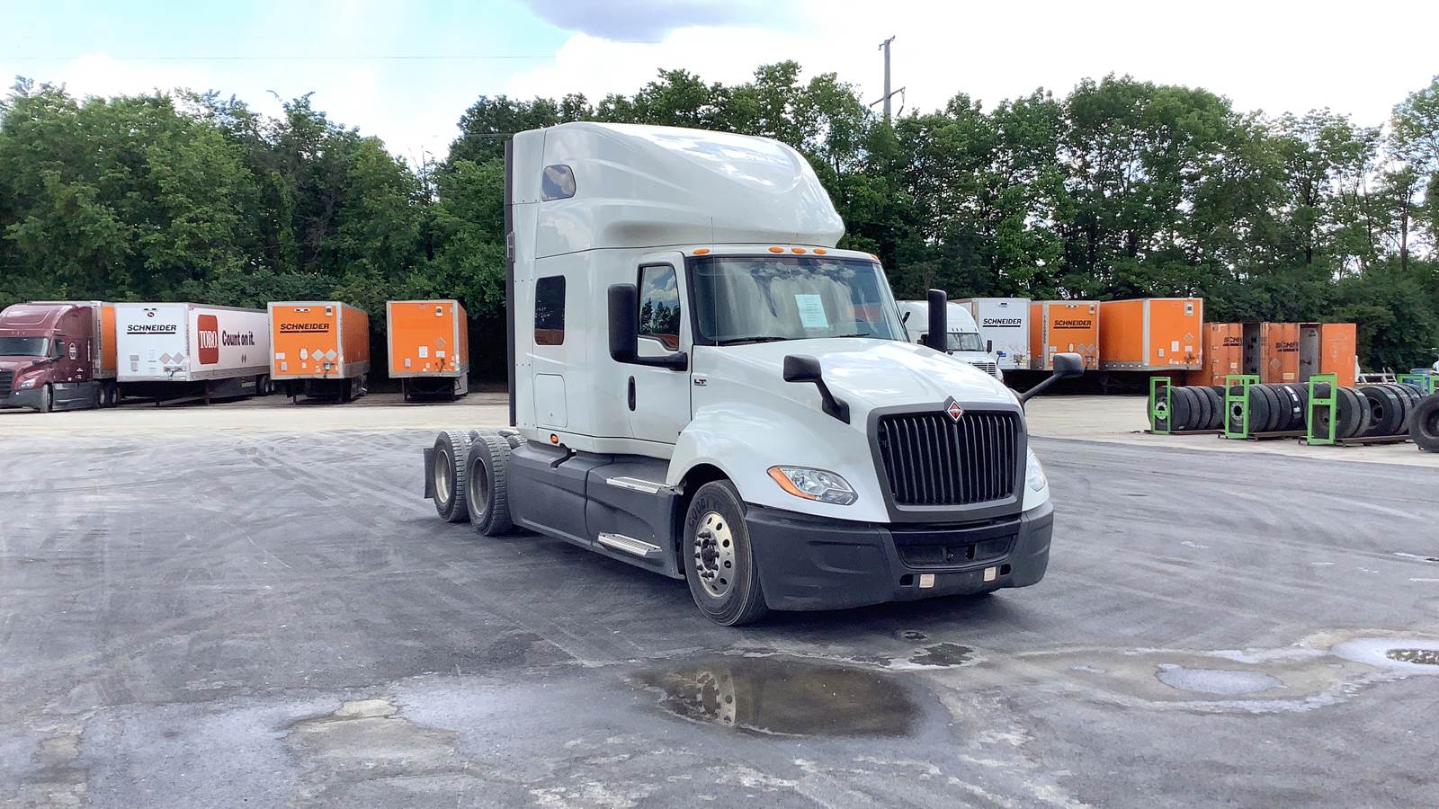 2020 International LT Sleeper Semi Truck - 73" Raised Roof, Cummins ...