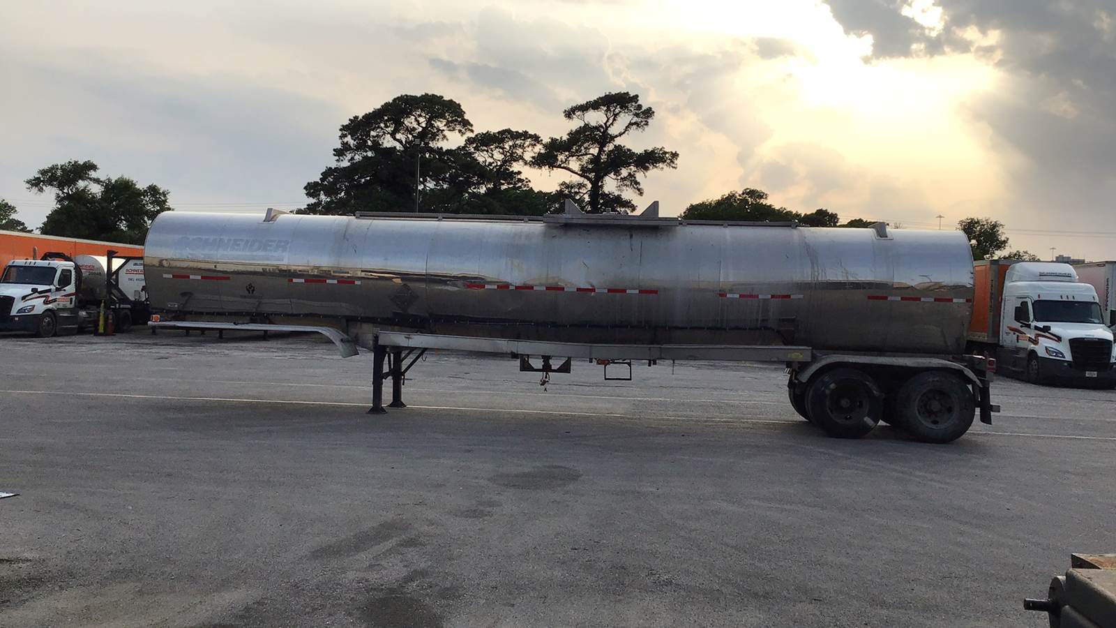 1999 Brenner 42x96 .130 Ss Tank Trailer - VIK inspection completed 04 ...