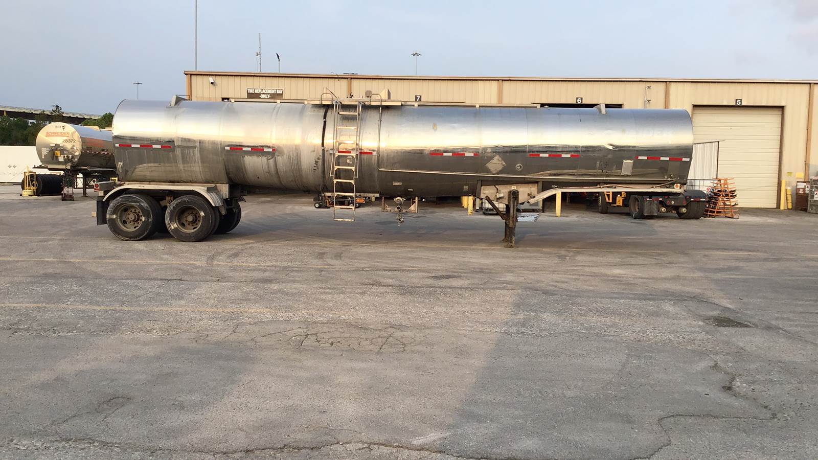 1999 Brenner 42x96 .130 Ss Tank Trailer - VIK inspection completed 04 ...