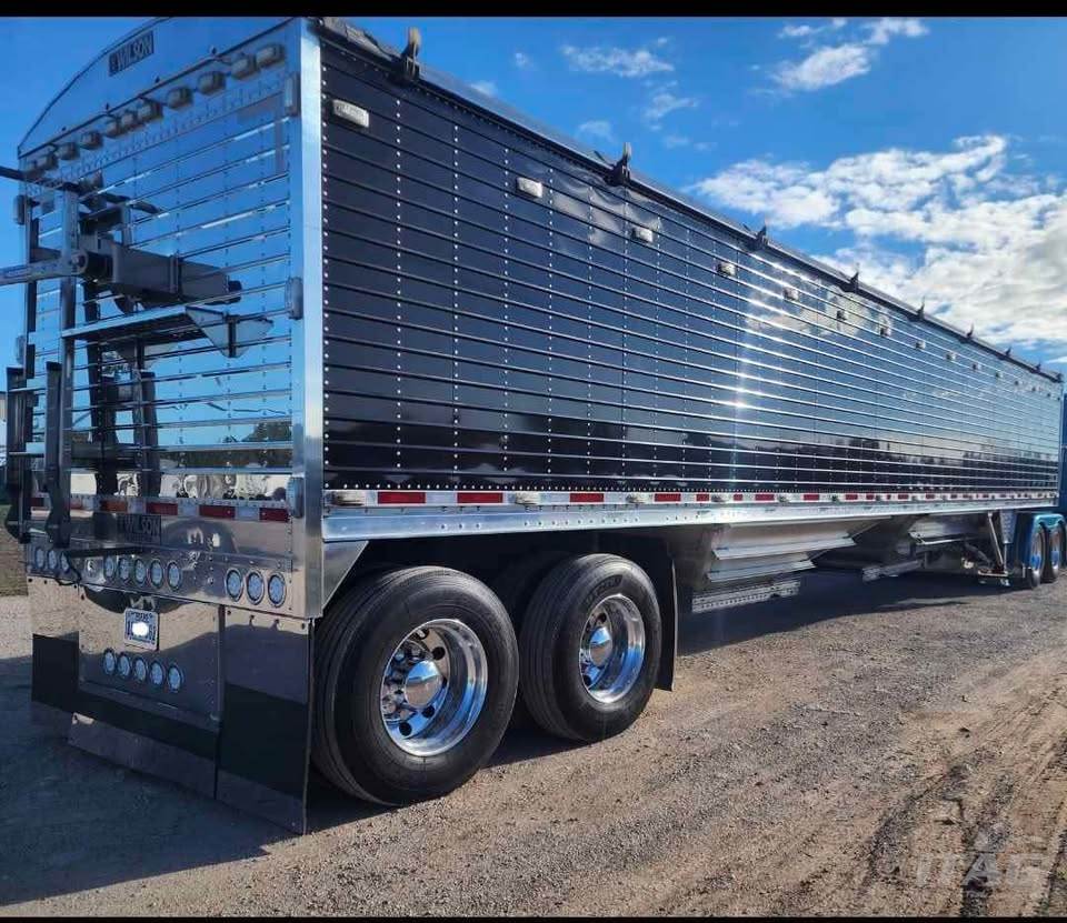 2022 Wilson 43ft Grain Hopper Trailer - 78-Inch Sides, Aluminum Box, Air Ride Suspension, Dual ...