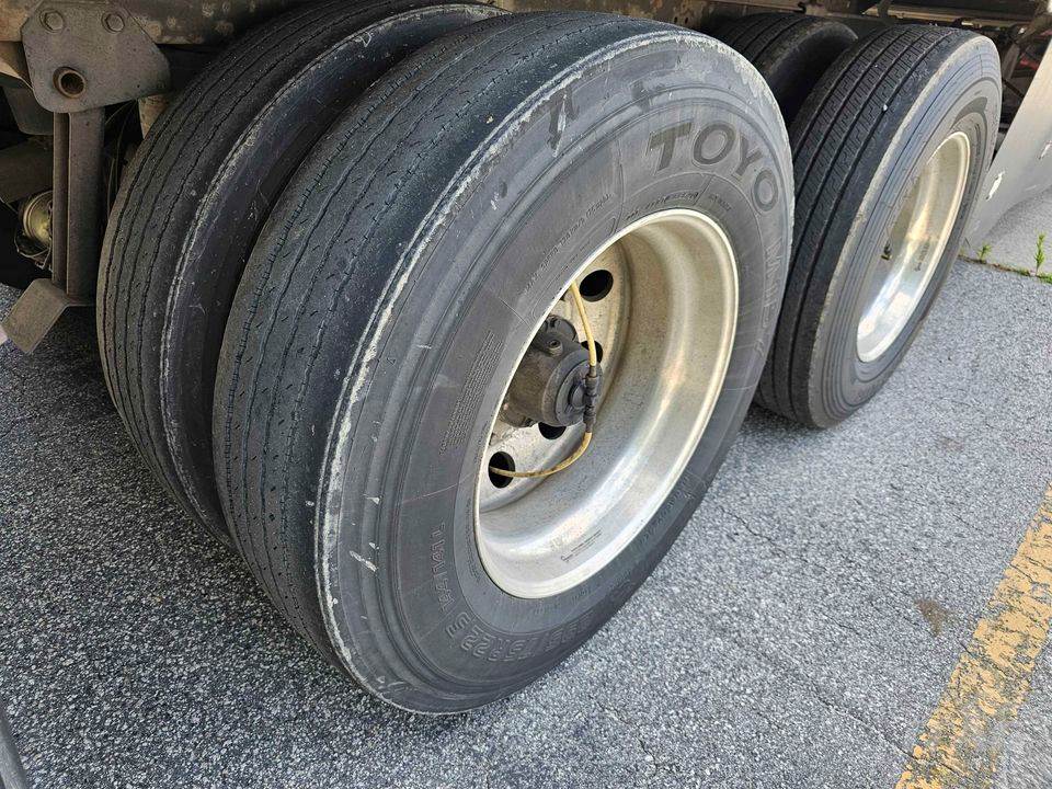 2017 UTILITY 53ft Reefer Trailer - 9,000 Hrs, Carrier 3000R Unit, Air ...