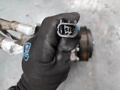 Omega Cummins ISX A/C Compressor Part # FLT4815Q For Sale | Opa Locka ...