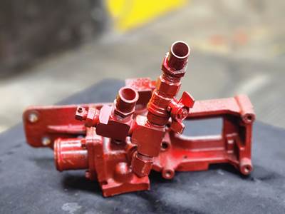 Cummins ISB 6.7L Alternator Bracket, Water Inlet Connection, & Water ...