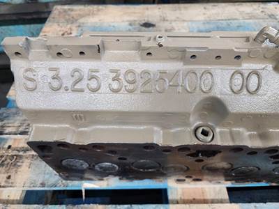 Cummins 6BT Cylinder Head Part # 3925400-00 For Sale | Opa Locka, FL ...