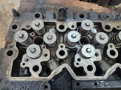 Cummins ISC Cylinder Head Part # 4942115 For Sale | Opa Locka, FL ...
