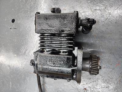 Caterpillar Air Compressor TU-FLO 550 Part # 107003 For Sale | Opa ...