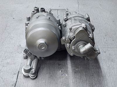 International MaxxForce 13 Engine Oil Cooler & Filter Housing Part ...