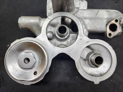 Mack E7 Engine Oil Filter Base & Stand Top Housing Manifold Part ...
