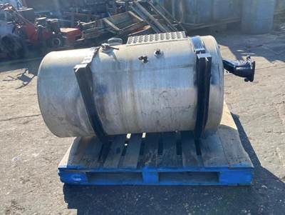 Mack Fuel Tank Aluminum 90 Gallons, Cylinder Tank w/ Step, 43 x 24 1/2 ...