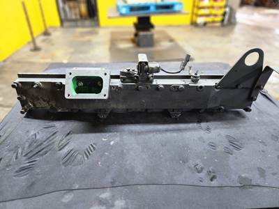 Cummins ISM Rocker ARM, Front Lifting Bracket, Intake Manifold, & EGR ...