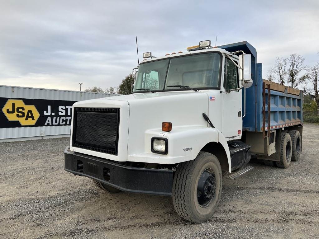 1997 1996 Volvo T/A Dump Truck For Sale | Washougal, WA | 68852 ...